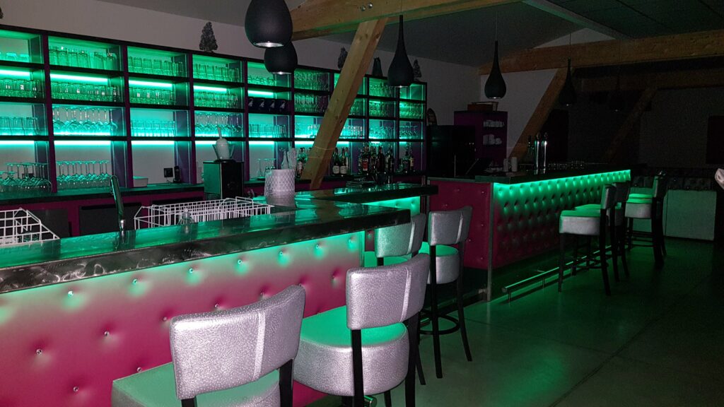 Installation éclairage professionnel en Savoie - AMPERELEC